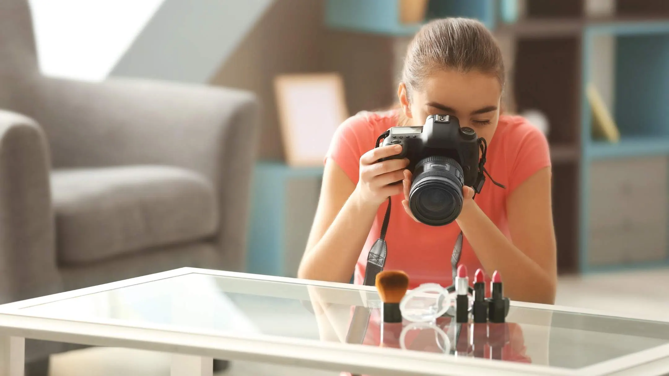 How to Take an Indoor Photoshoot Like a Pro